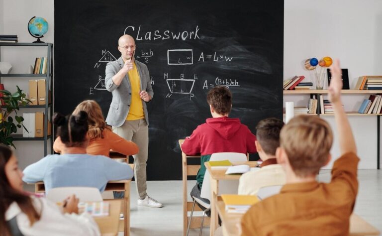 Mastering Active Learning in the Classroom • TheDigiTeachers