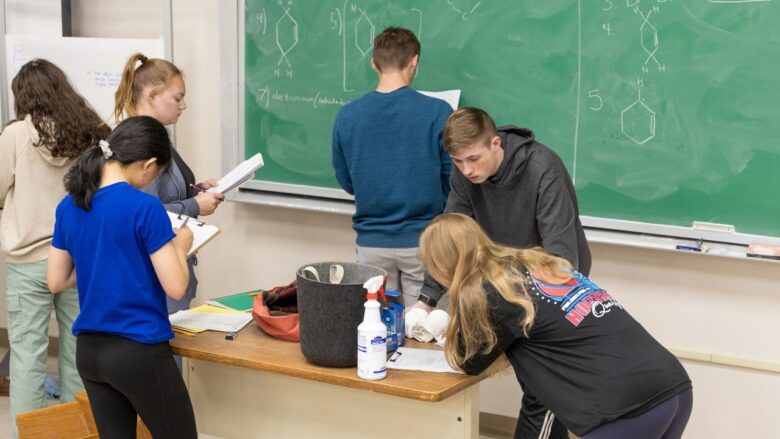 Mastering Active Learning in the Classroom • TheDigiTeachers